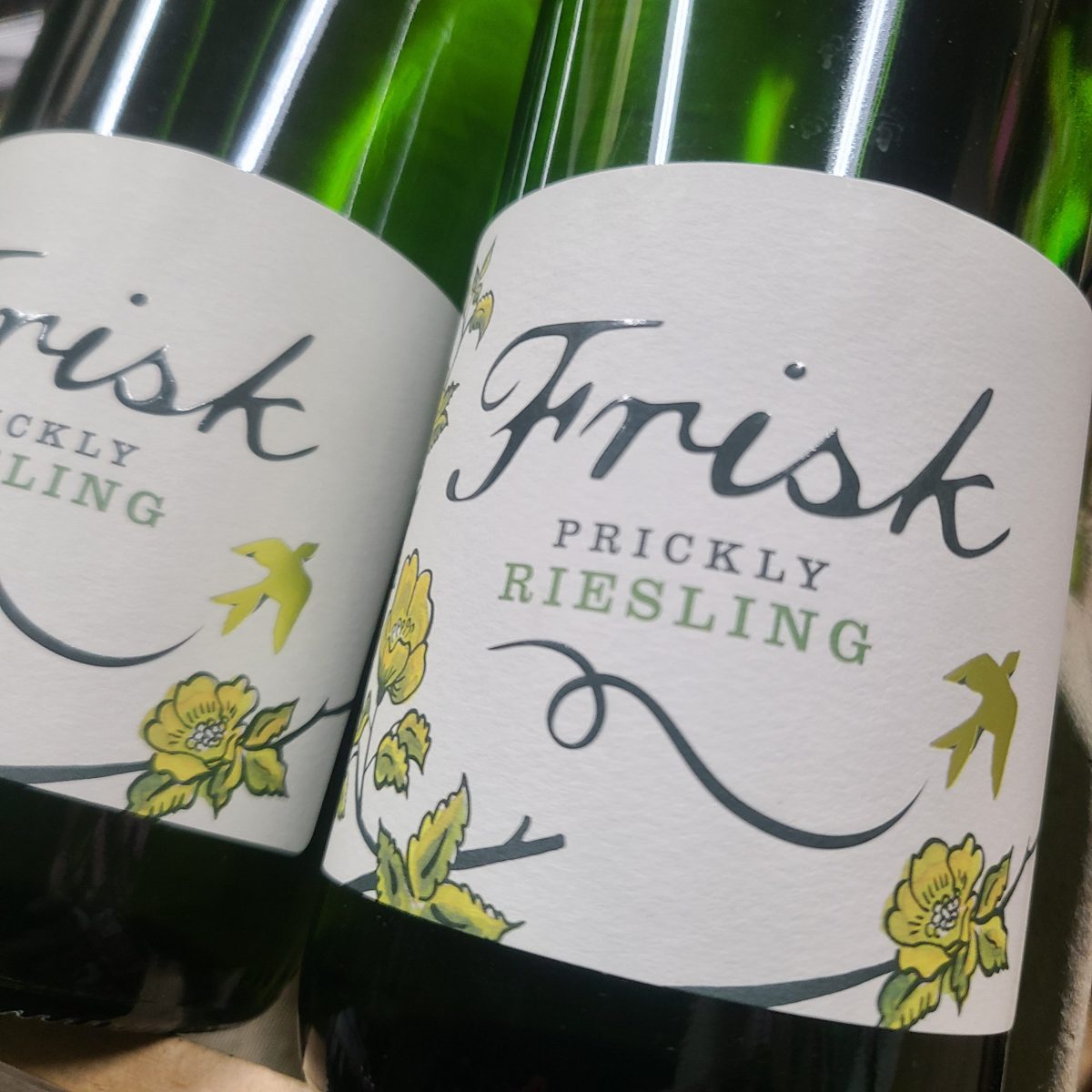 Frisk Prickly Riesling 2021 | Bennington Beverage Outlet